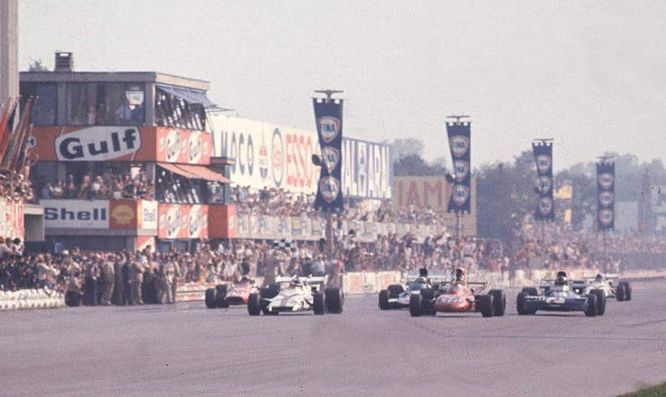 The history of the Monza racetrack, the temple of speed